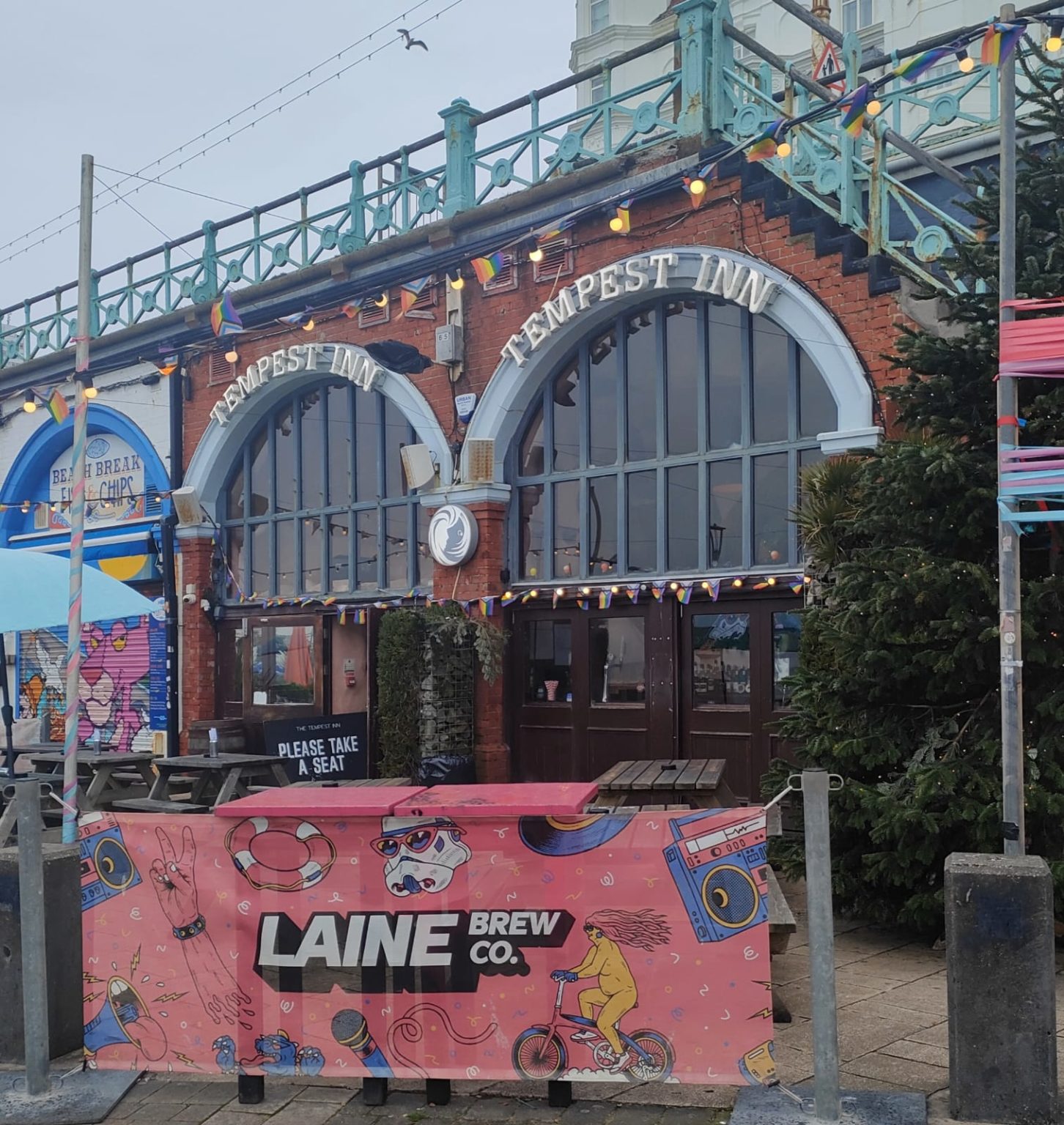 Beach Bars In Brighton Where You Can Sip A Drink By The Ocean - We Love ...