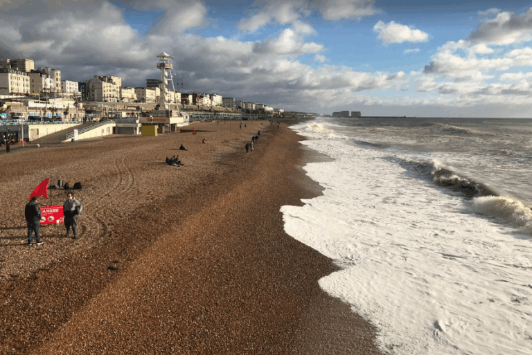 A Guide To Brighton Beach UK - We Love Brighton